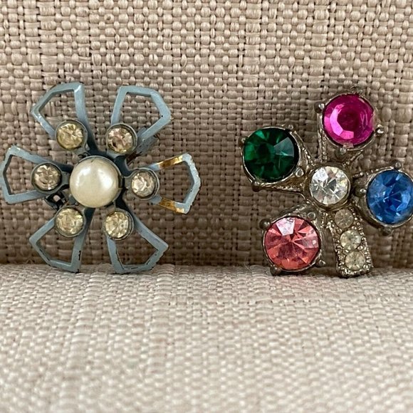 Jewelry | Vintage Pins Set Of 2 Brooch Pin Crystals Accent Pin ...